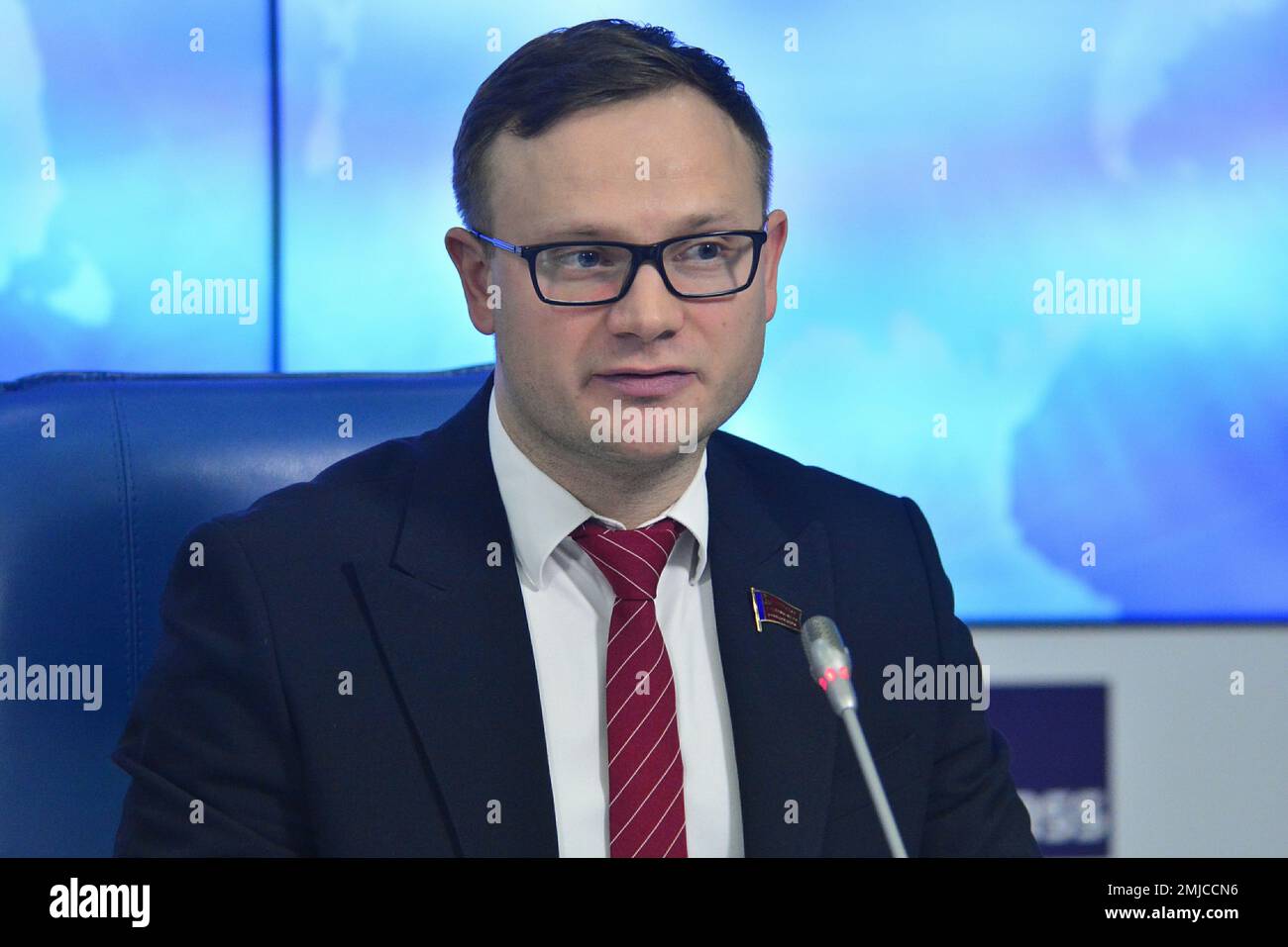 Big press conference of the leadership of the Communist Party of the ...