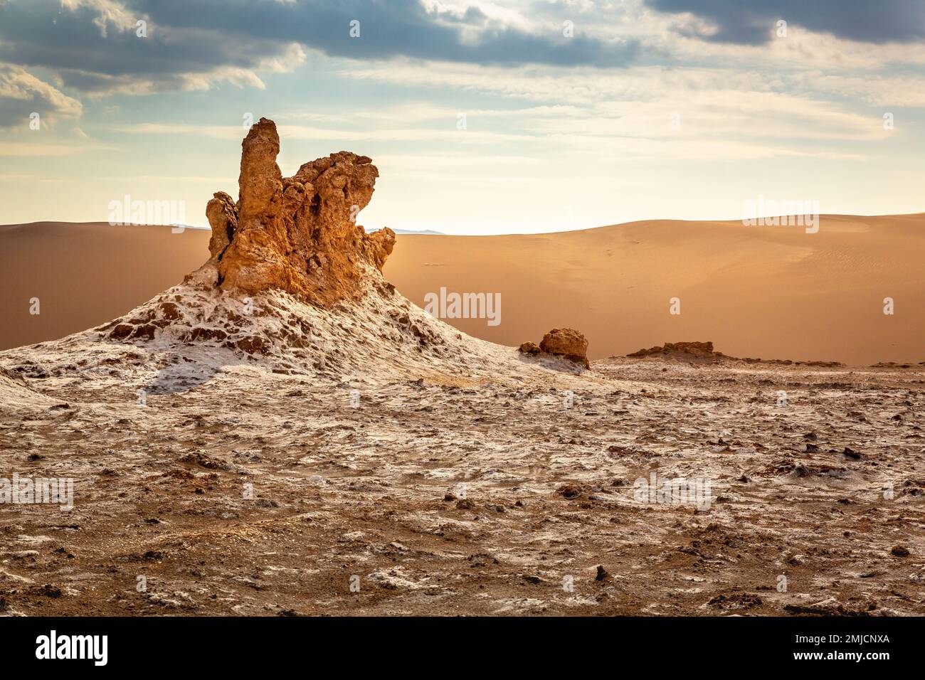 Moon Valley, Valle de la Luna dramatic landscape a Sunset, Atacama Desert, Chile Stock Photo - Alamy