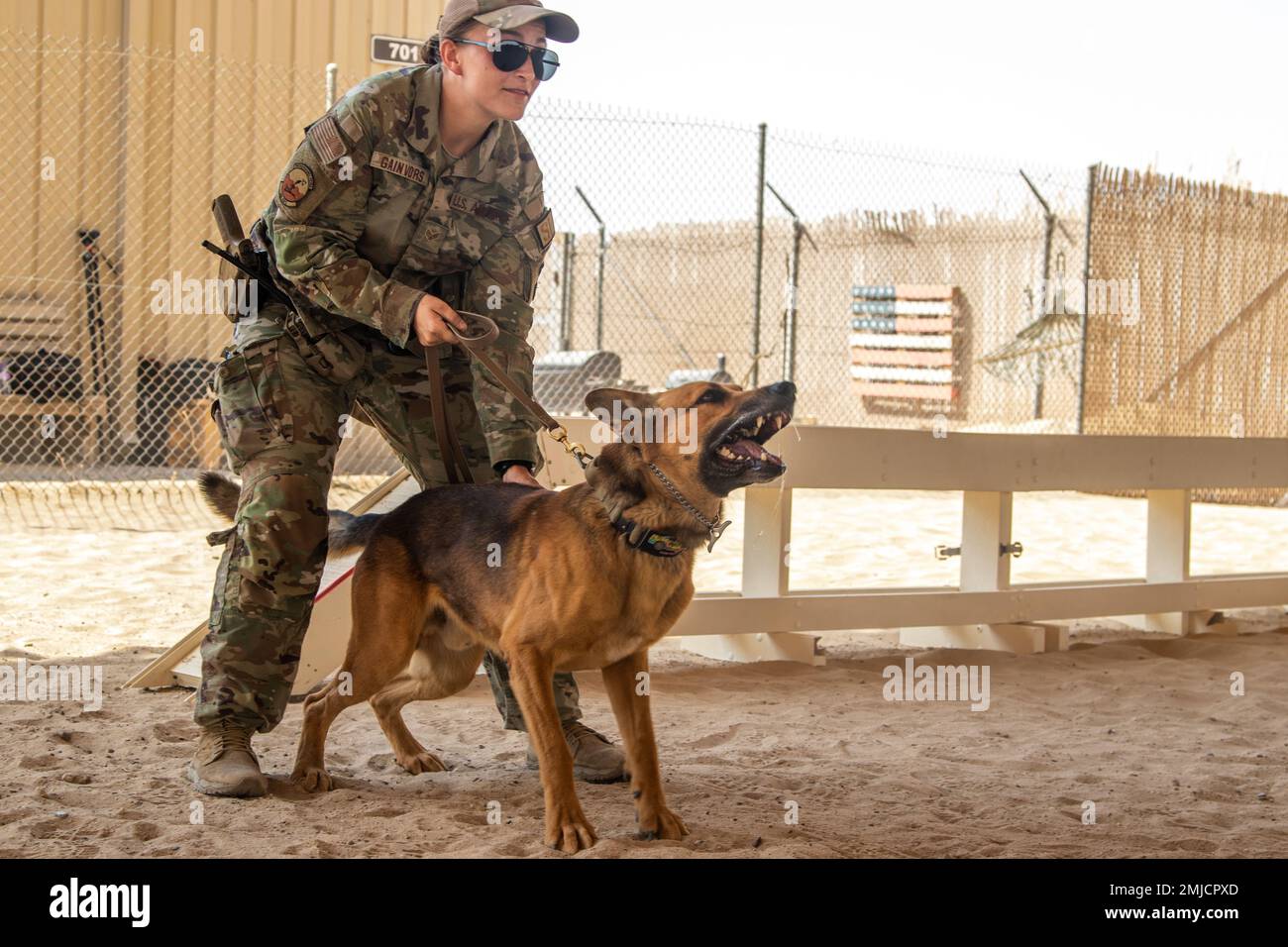 Soldiers from the 35th Infantry Division train with Airmen from the ...