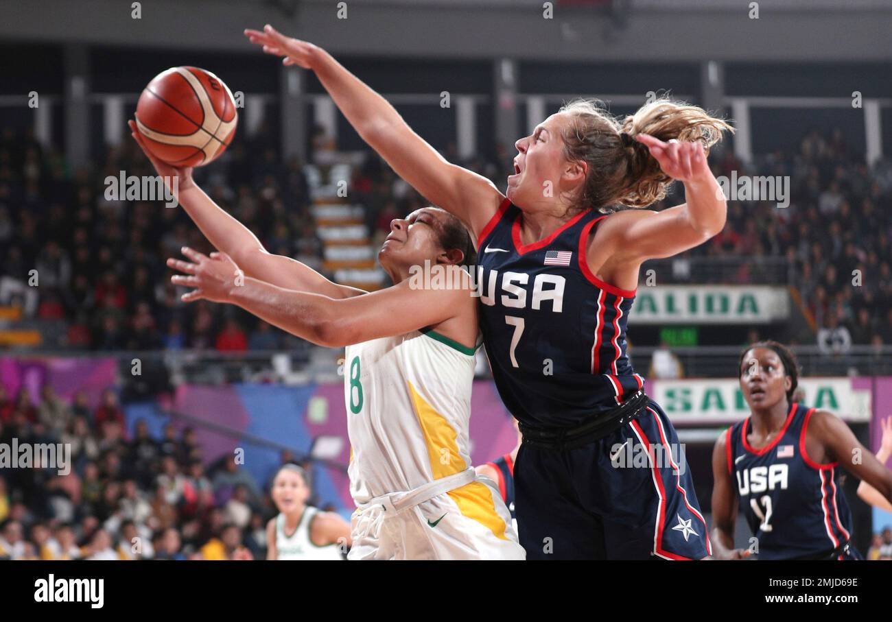 Kathleen Doyle of the United States, right, blocks a shot by Tania Da ...