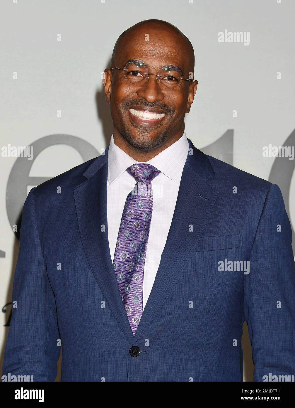 LOS ANGELES, CALIFORNIA - JANUARY 26: Van Jones attends the Los Angeles ...
