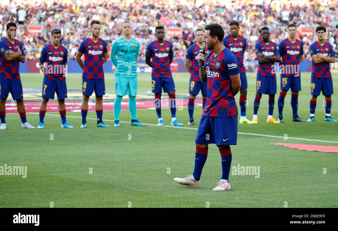 Barcelona forward Lionel Messi addresses to the crowd prior of the Joan ...