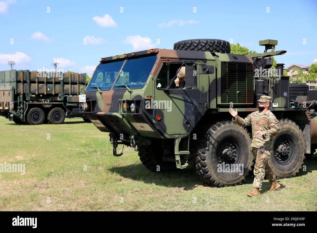 Sgt. Aaron Moller, a Patriot Launching Station Operator-Maintainer ...