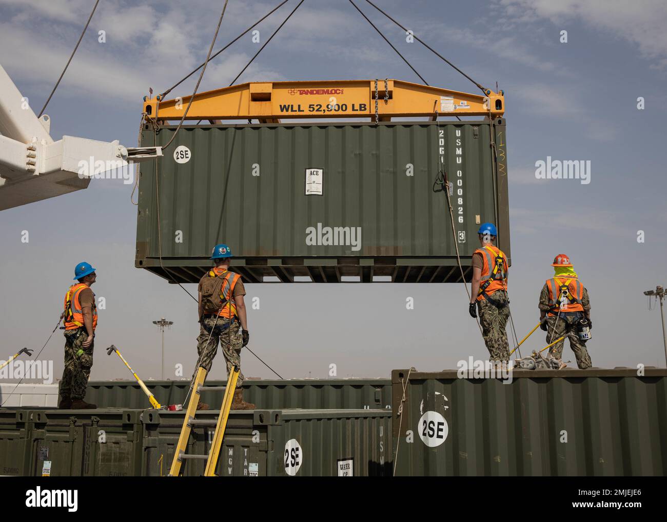 U.S. Navy Sailors with Navy Cargo Handling Battalion ONE prepare to ...