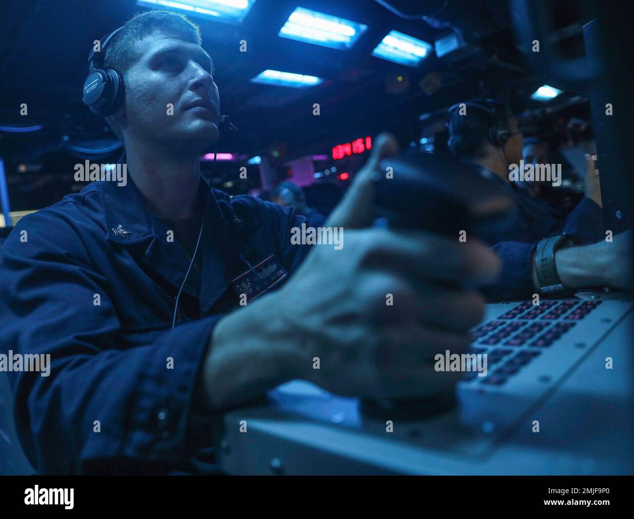 220828-N-UA460-1019 PHILIPPINE SEA (Aug. 28, 2022) – Fire Controlman ...