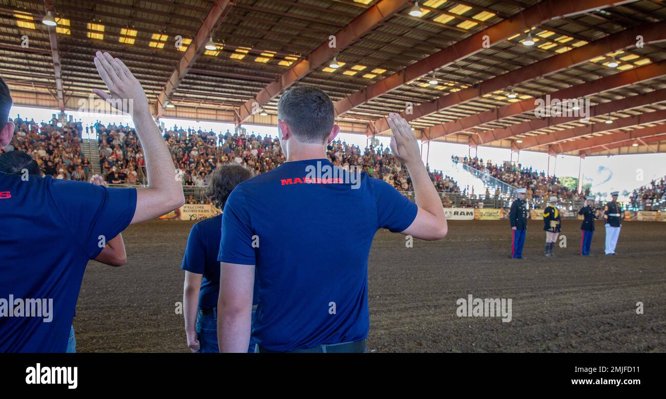 Future Marines in the delayed entry program with Recruiting Sub Station ...