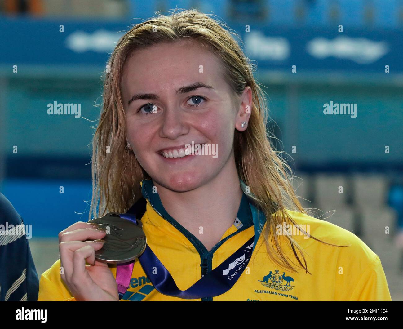 Bronze medalist Australia's Ariane Titmus poses with her medal ...