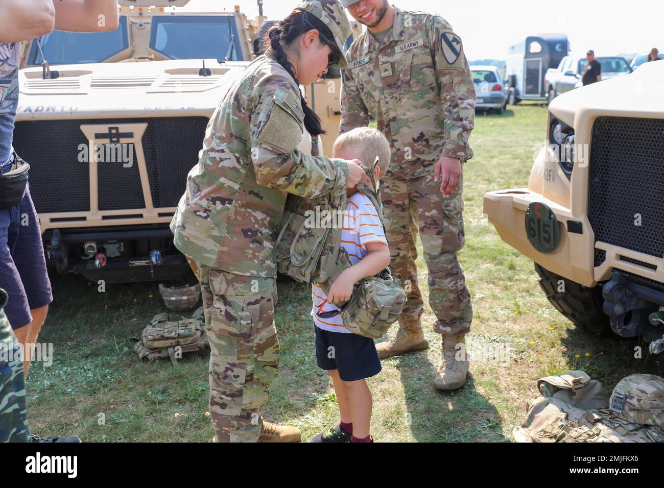U.S. Army Soldier, assigned to 2-82 Field Artillery Regiment, 3rd ...