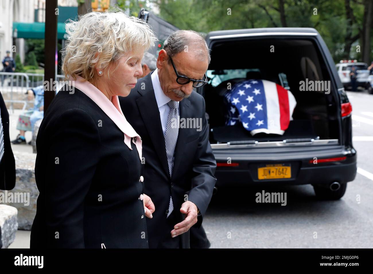 Lucinda Franks, widow of former Manhattan District Attorney Robert ...