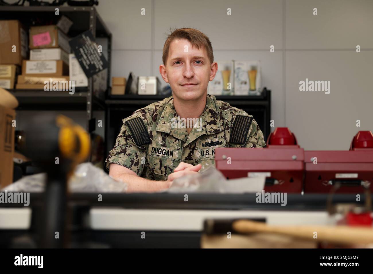 YOKOSUKA, Japan (Aug. 29, 2022) Electronics Technician 2nd Class ...