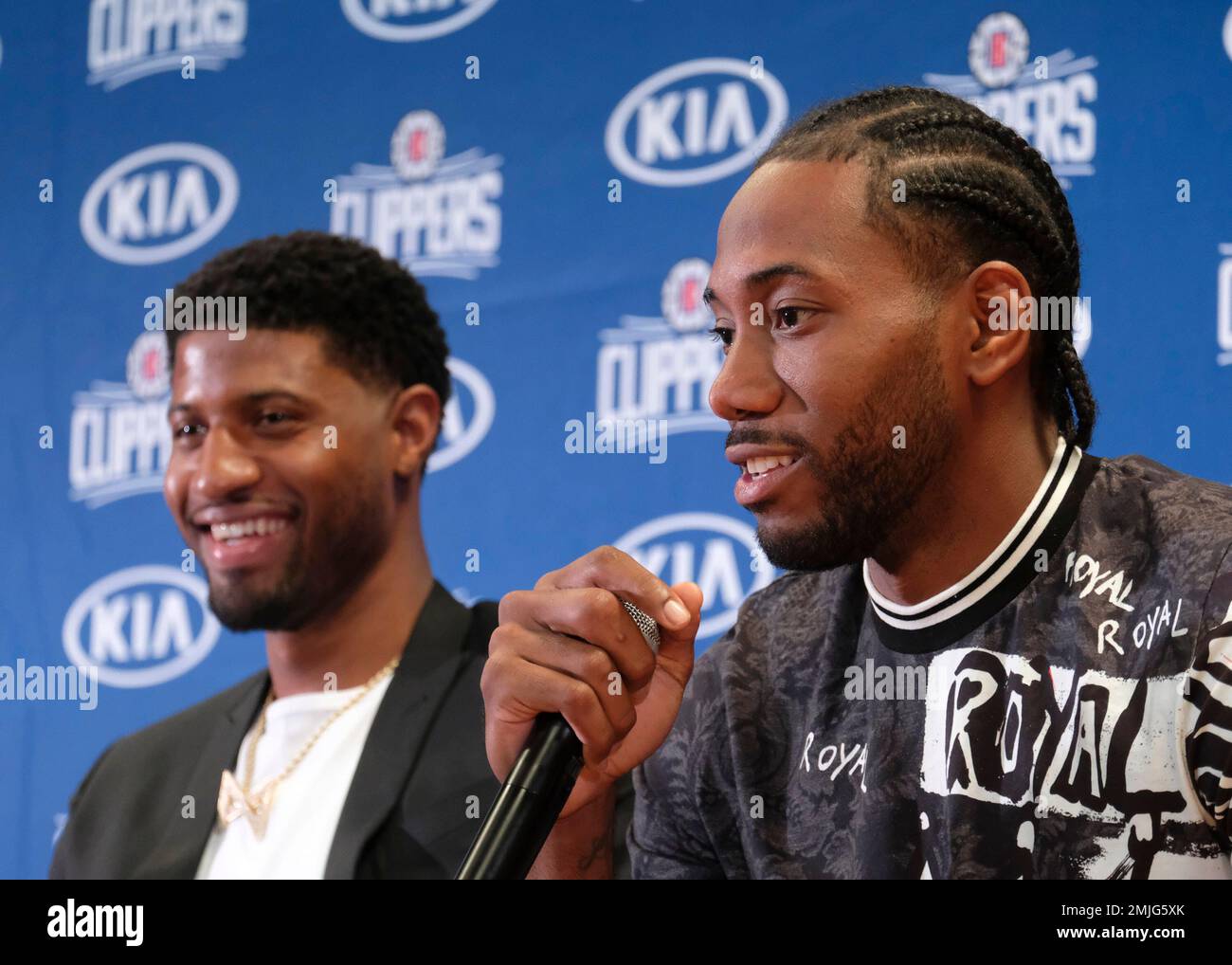 Los Angeles Clippers NBA basketball team introduce Paul George and ...
