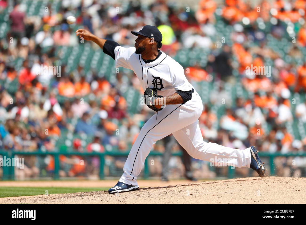 Detroit Tigers pitcher Jose Cisnero throws in the fifth inning of a ...