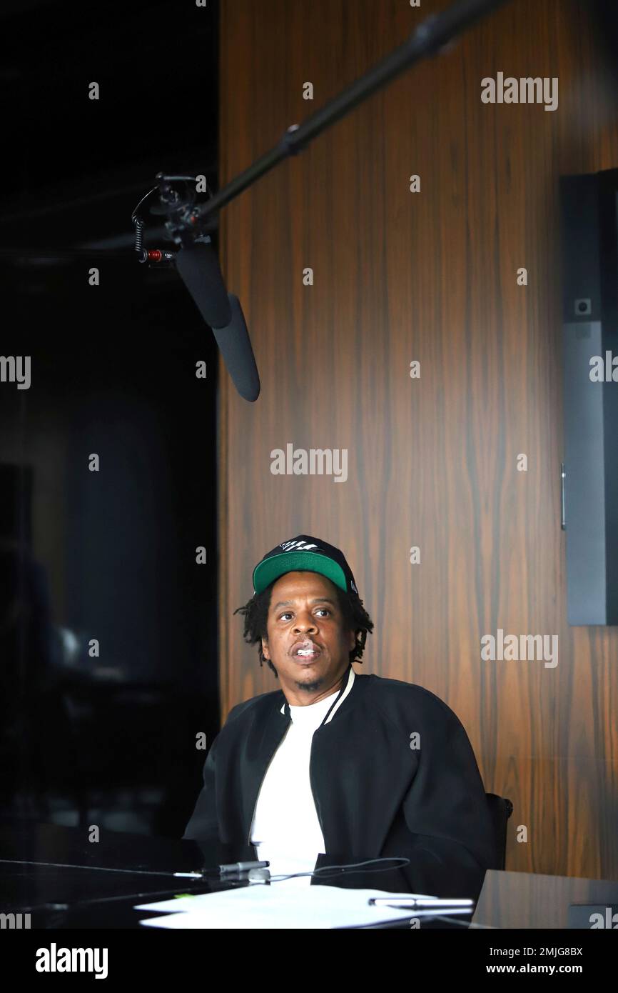 Jay-Z makes an announcement of the launch of Dream Chasers record label ...