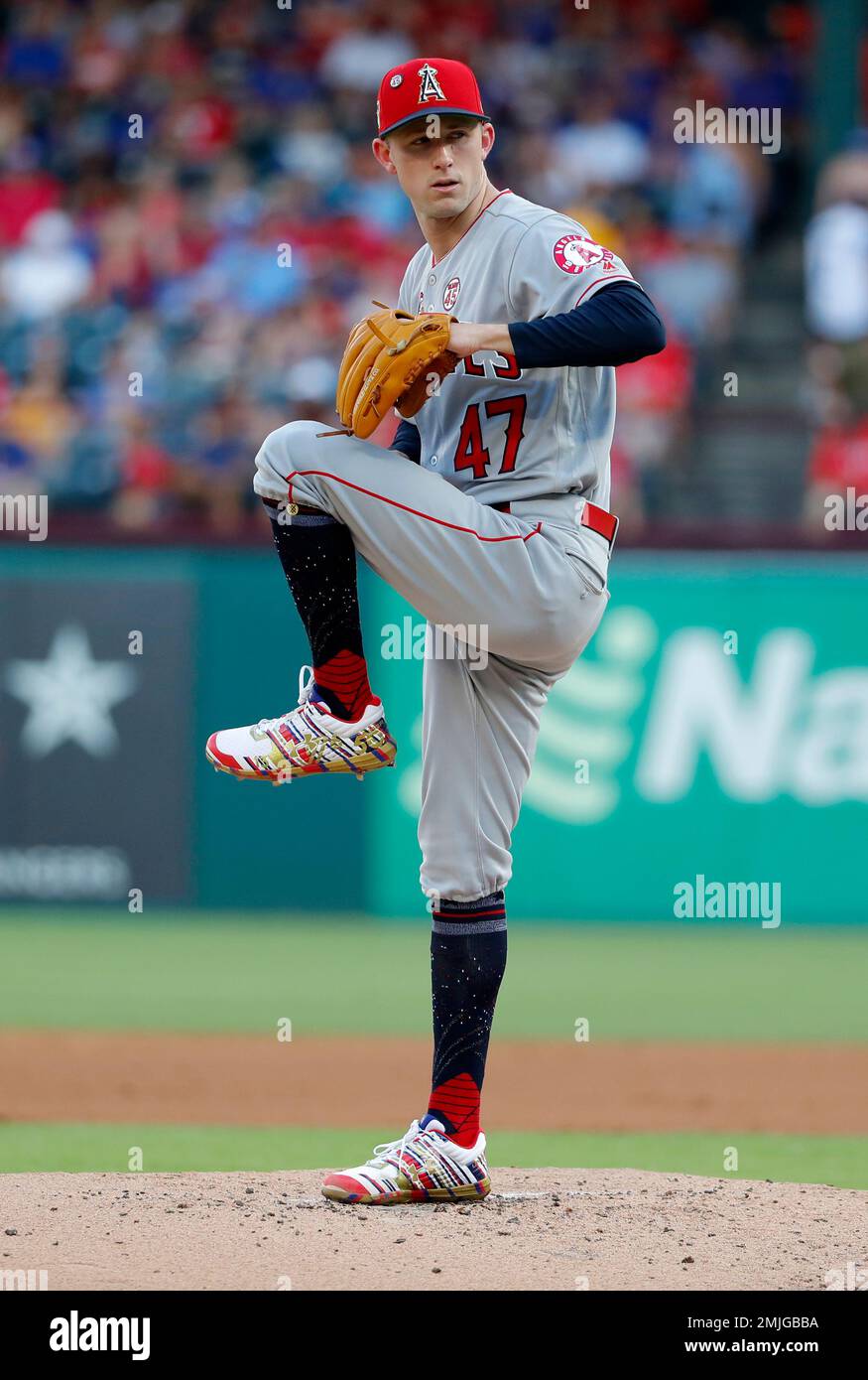 Los Angeles Angels starting pitcher Griffin Canning works against the ...