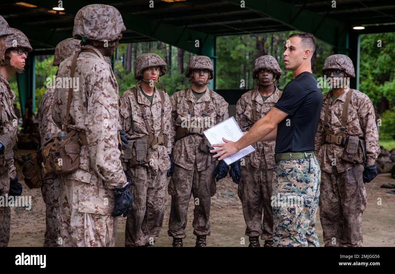Recruits with Alpha Company, 1st Recruit Training Battalion, are taught ...