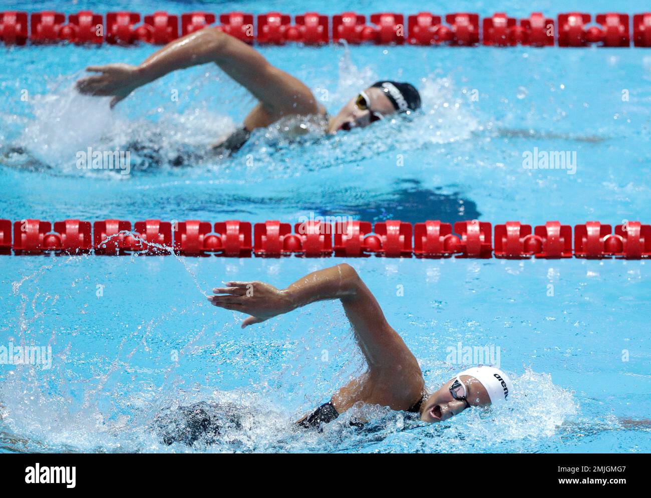 Barbora Seemanova, bottom, swims in her heat of the women's 400m at the ...