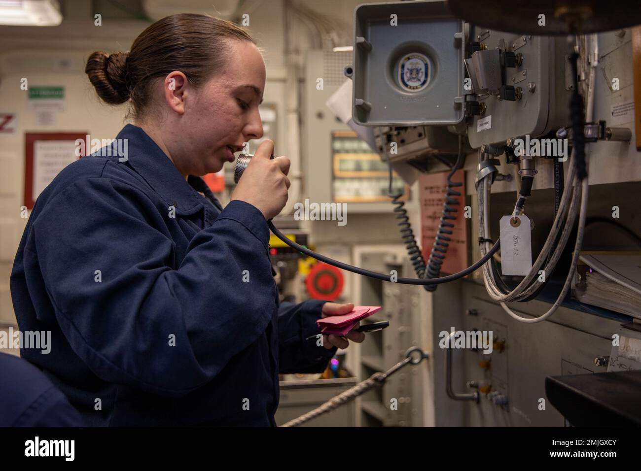 220829-N-QI593-1088 ATLANTIC OCEAN (Aug. 29, 2022) Lt. j.g. Amber ...