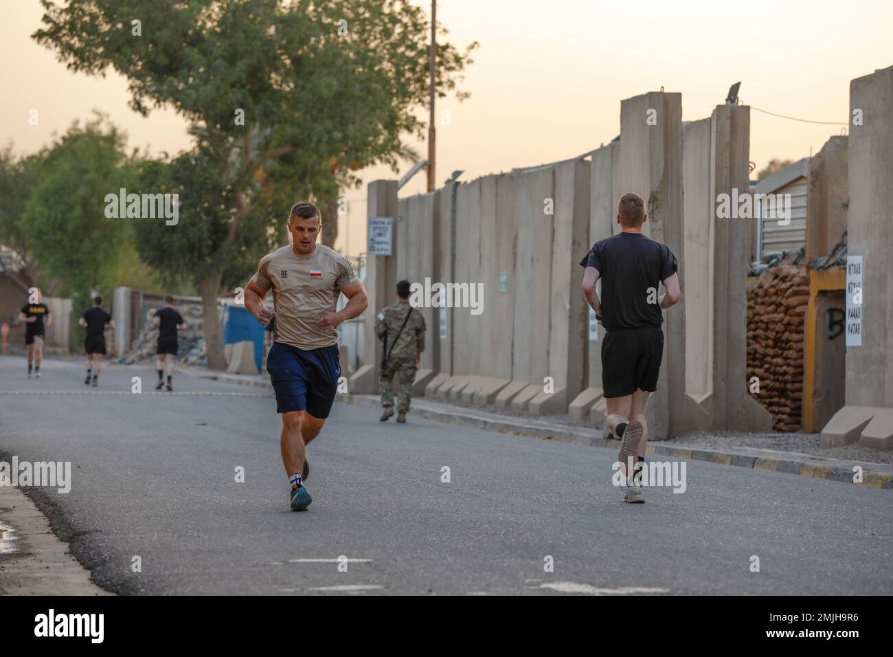 Soldiers assigned to 2nd Battalion, 22nd Infantry Regiment, 1st Brigade ...