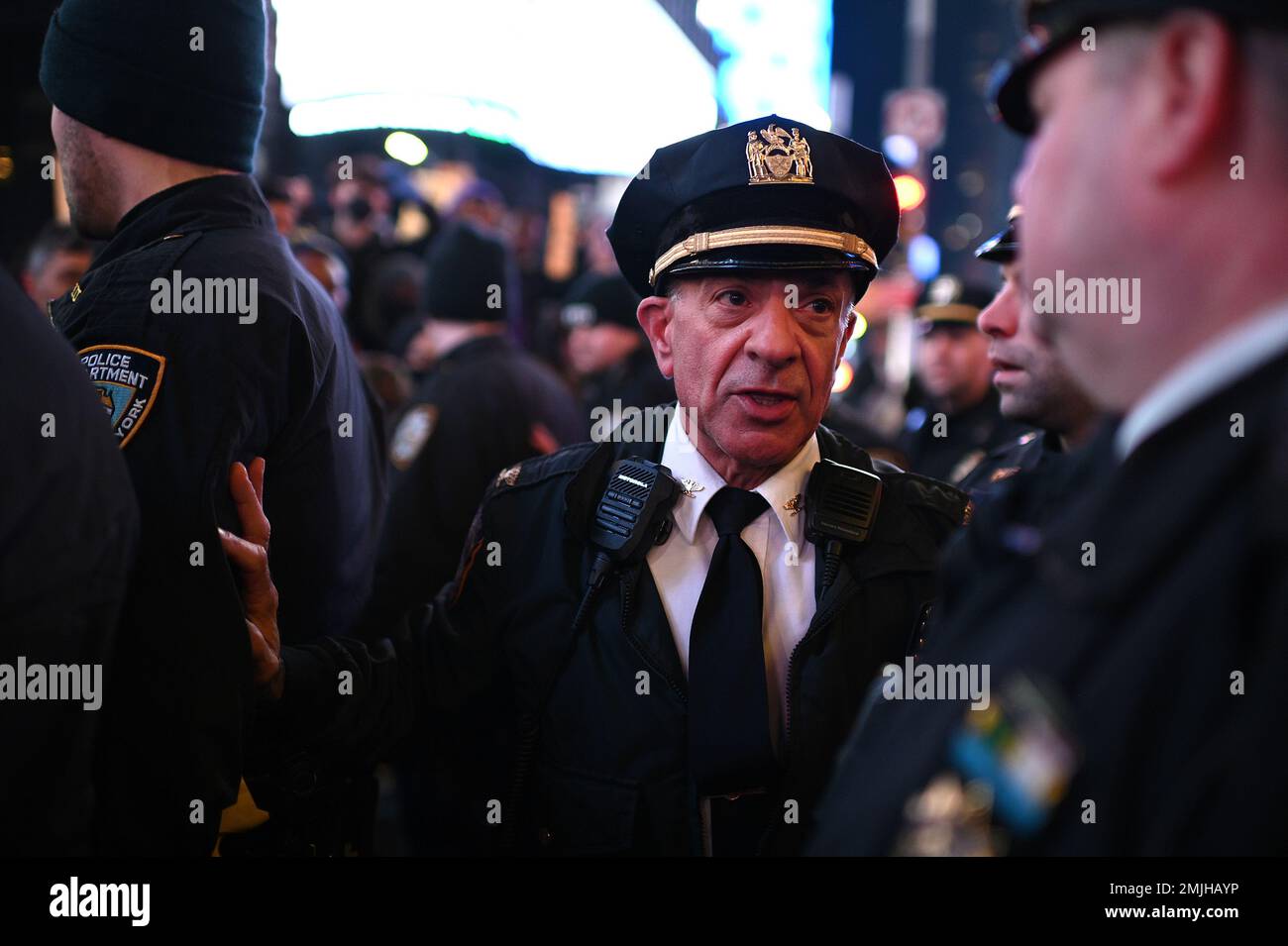 New York, USA. 27th Jan, 2023. A member of the NYPD tries to organize ...