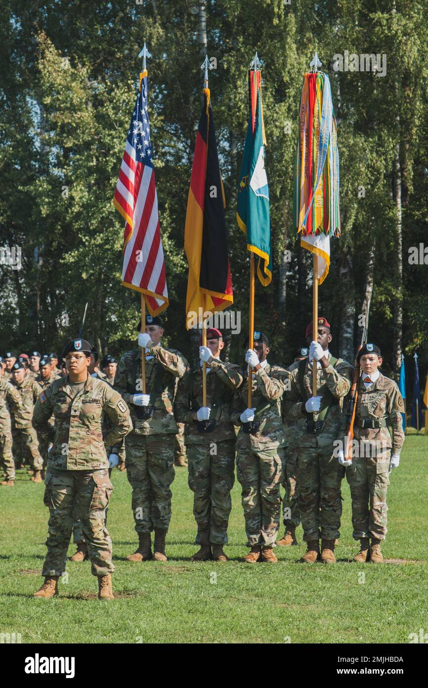 U.S. Army Soldiers in class 09-22 of the 7th Army Training Comand (7ATC ...