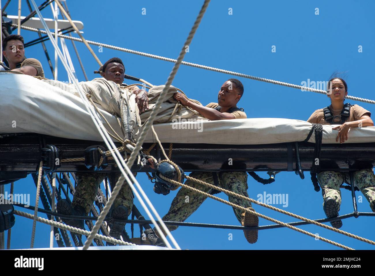 Boston (Aug 30, 2022) U.S. Navy Sailors participate in a training ...