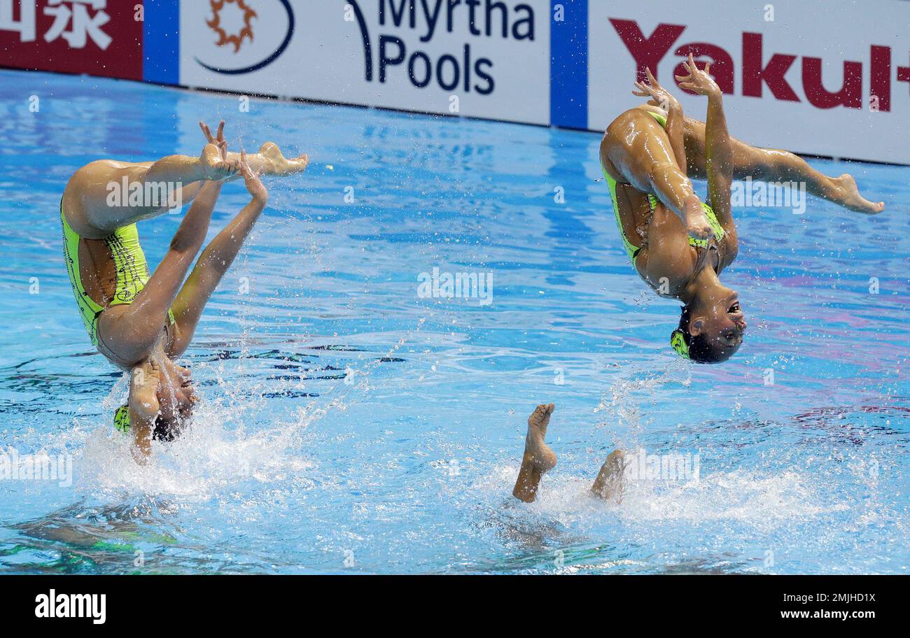 Mexico perform their routine in the artistic swimming team technical ...