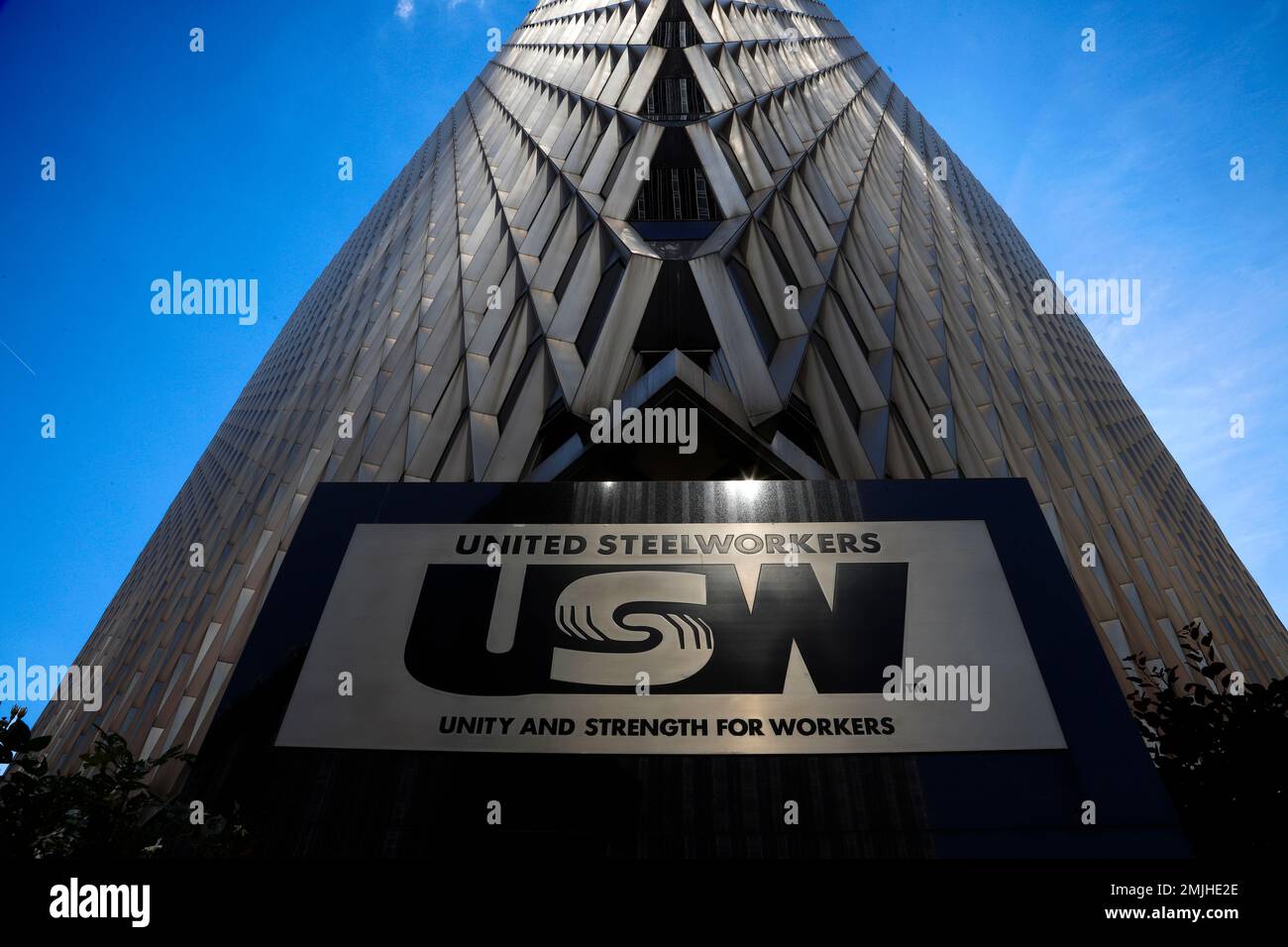 This is the United Steelworkers building in downtown Pittsburgh Monday ...