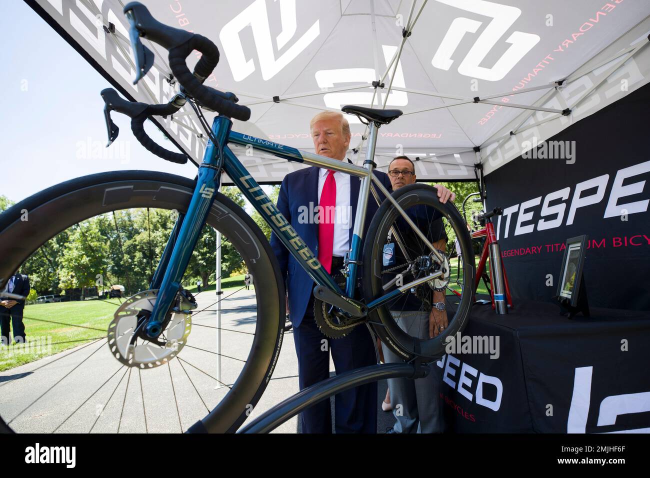 President Donald Trump looks at Litespeed titanium bikes from Tennessee ...