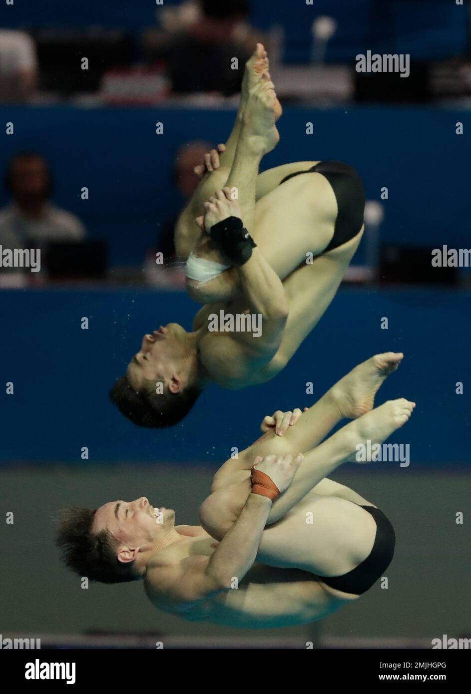 Domonic Bedggood and Declan Stacey of Australia compete during the men ...