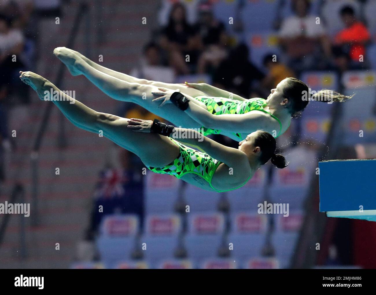 Australia's Emily Chinnock and Melissa Wue compete in the 10m platform ...