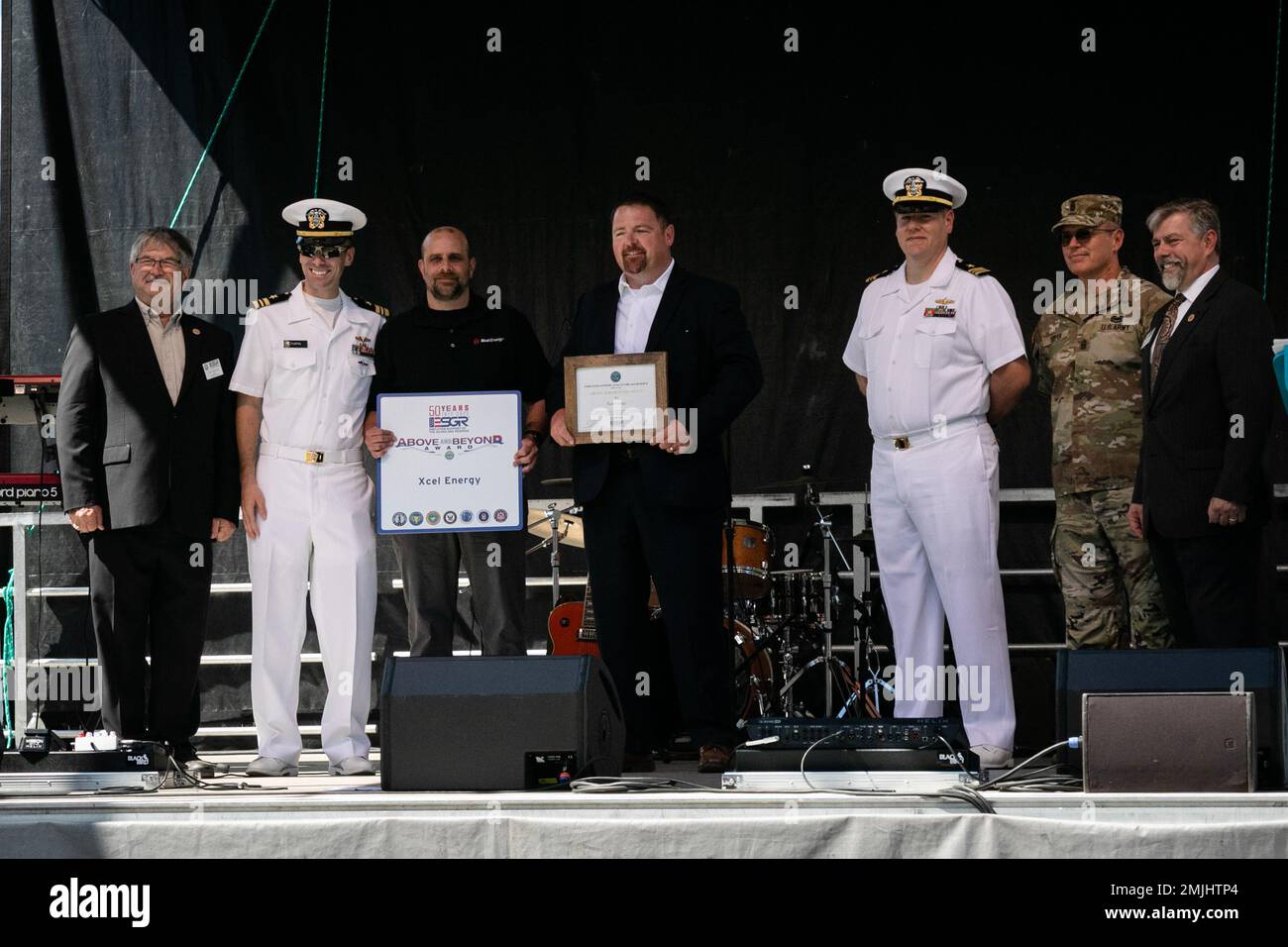 Lt cmdr cox hi-res stock photography and images - Alamy