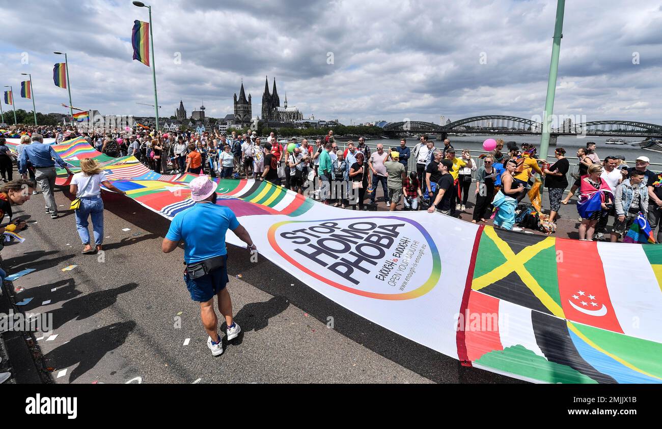 Participants of the Christopher Street Day (CSD) Parade protest against ...