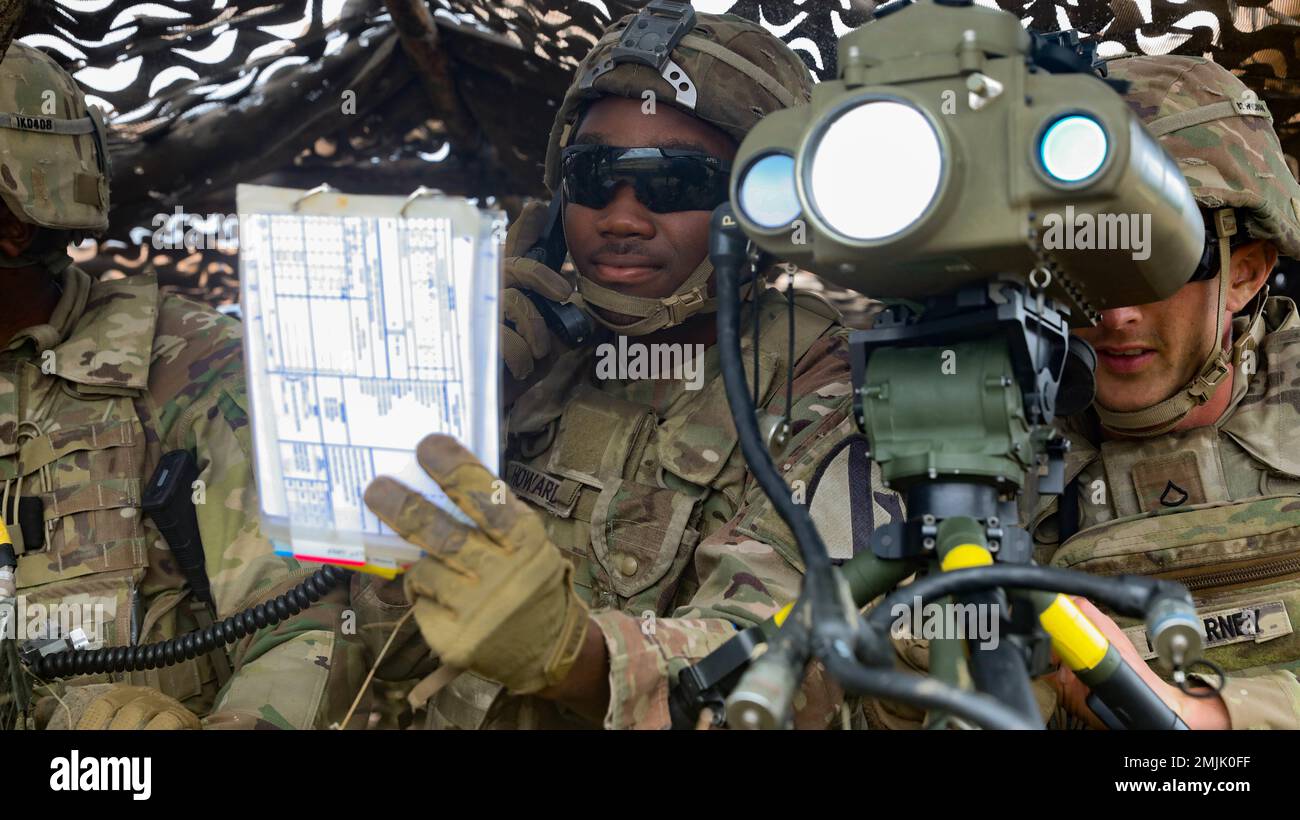 U.S. Army soldiers, assigned to the 3rd Armored Brigade Combat Team ...