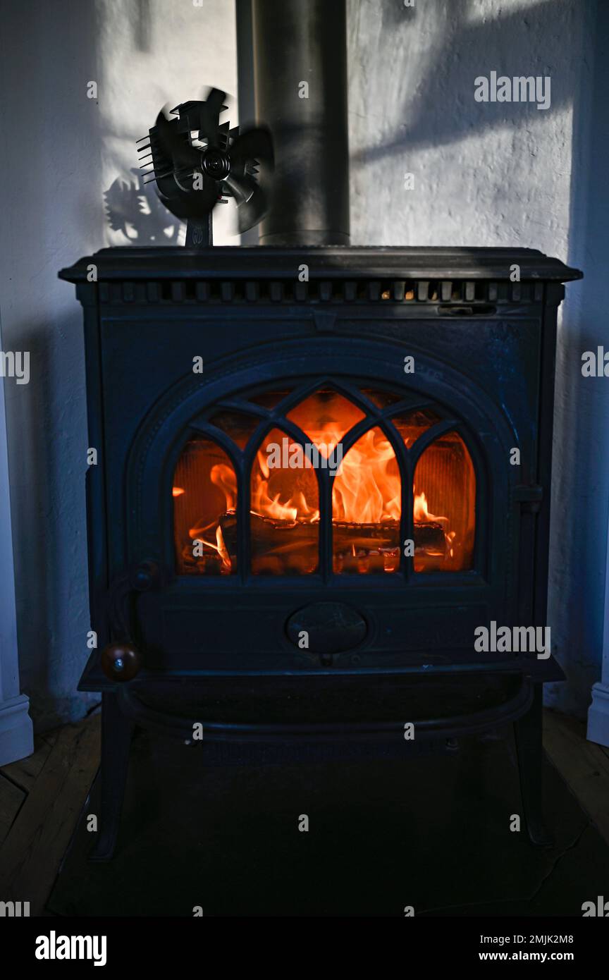 Fire in old cast hi-res stock photography and images - Alamy