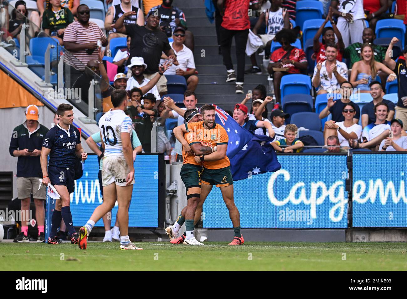 Josh Turner of Australia scores a try during the HSBC Sydney Sevens men ...
