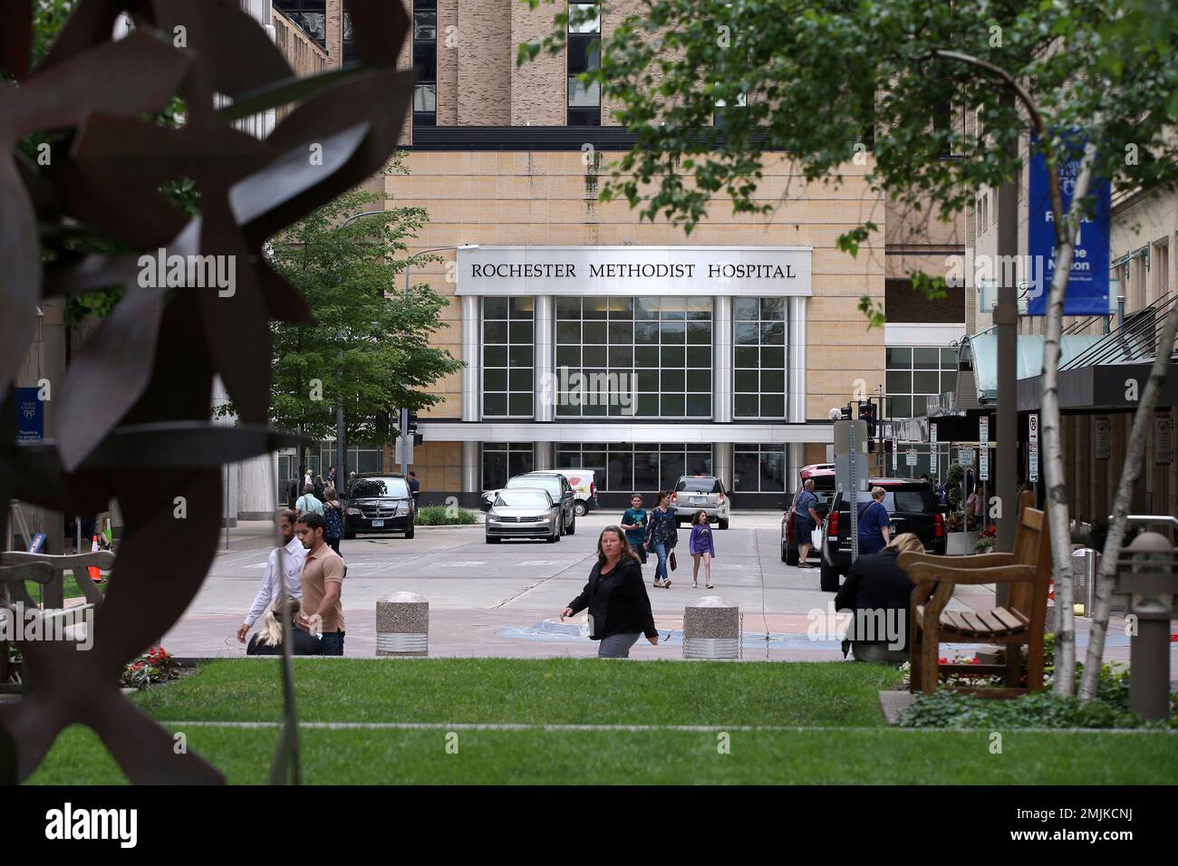 Rochester Methodist Hospital, part of the Mayor Clinic campus, is ...