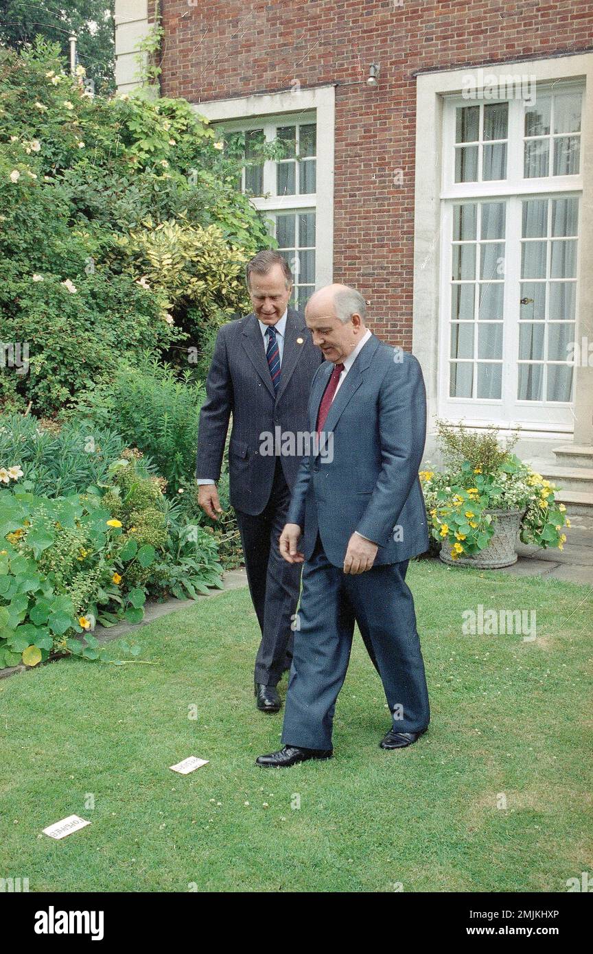 Soviet President Mikhail Gorbachev and U.S. President George Bush head ...