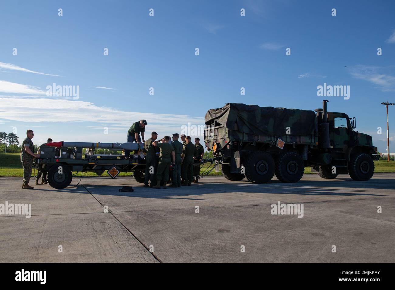 U.S. Marines with Marine Attack Squadron (VMA) 223 and Marine Aviation ...