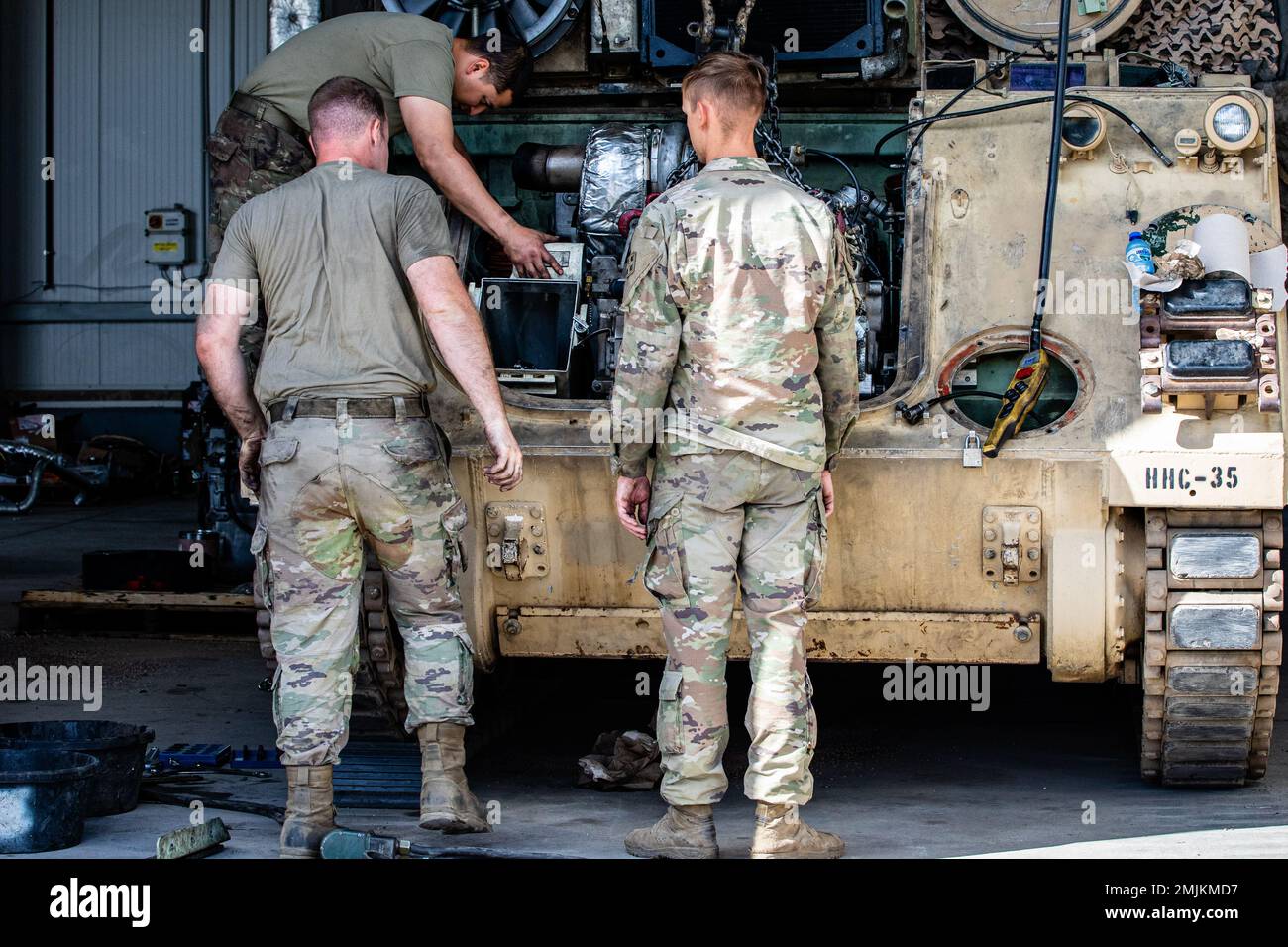 U.S. Soldiers assigned to 1st Battalion, 68th Armor Regiment, 3rd ...