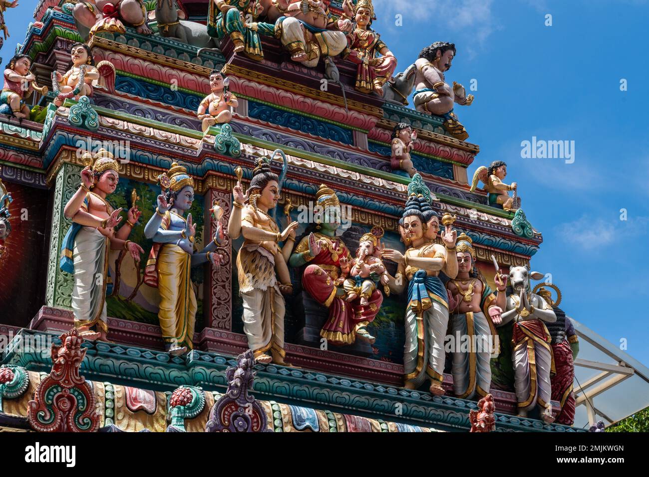 Hindu temple in Singapore Mali Amman Stock Photo - Alamy
