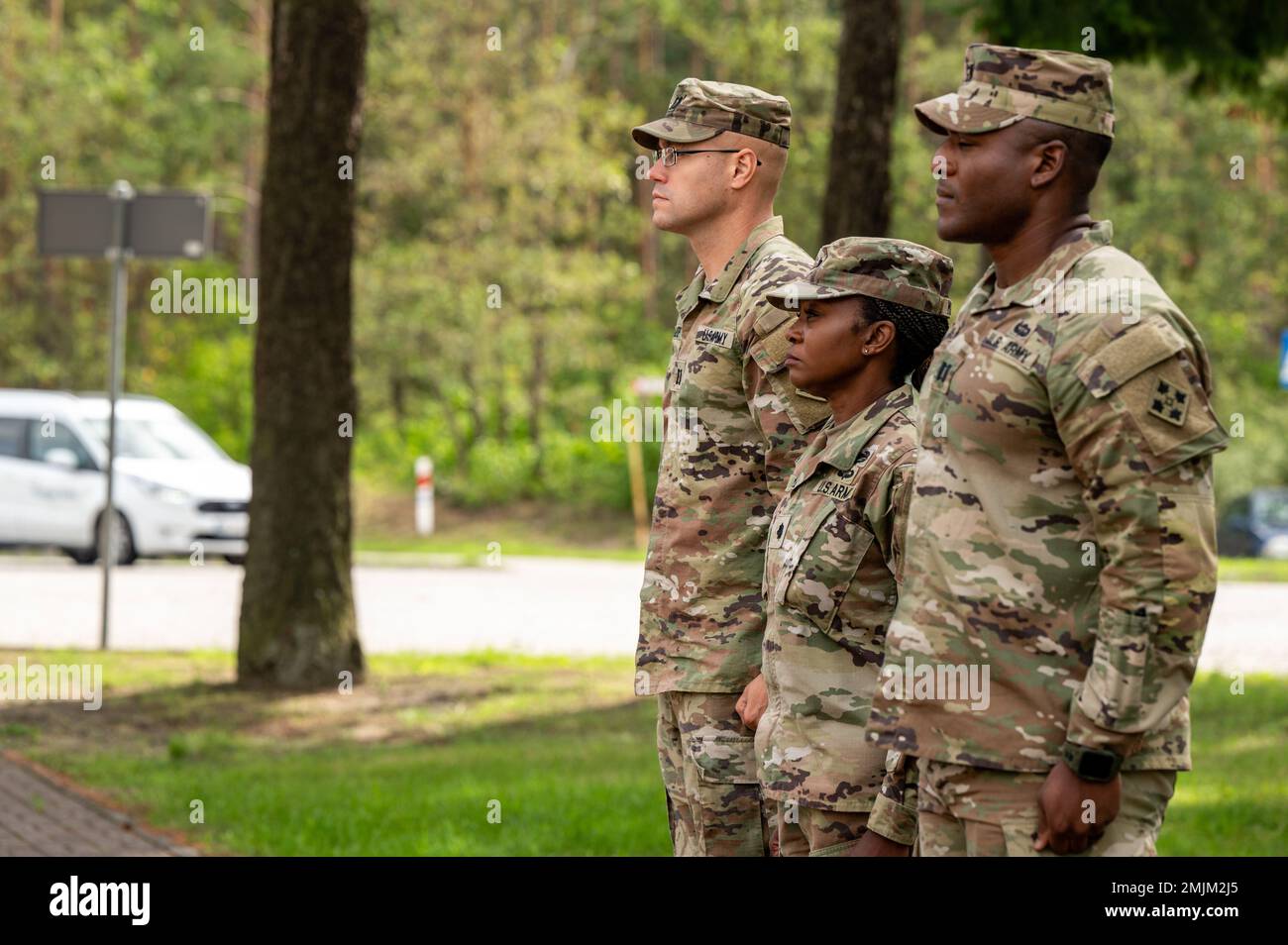 U.S. Soldiers with Brigade Headquarters and Headquarters Company, 588th ...