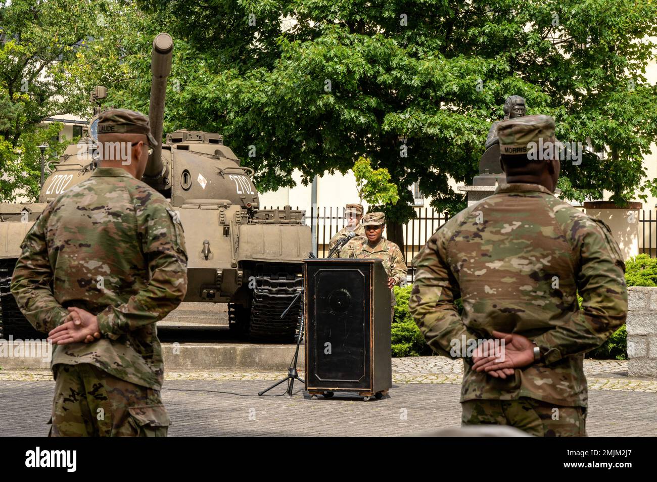 U.S. Soldiers with Brigade Headquarters and Headquarters Company, 588th ...