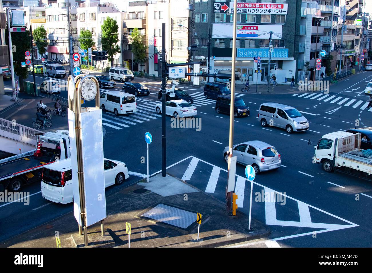 A traffic jam at the downtown street in Tokyo Stock Photo - Alamy
