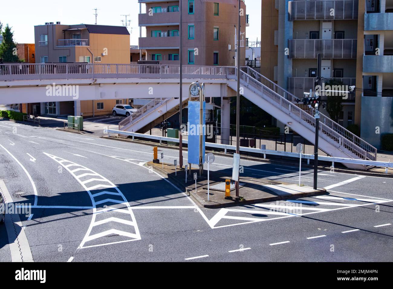 An empty downtown street at the crossing in Tokyo long shot Stock Photo ...