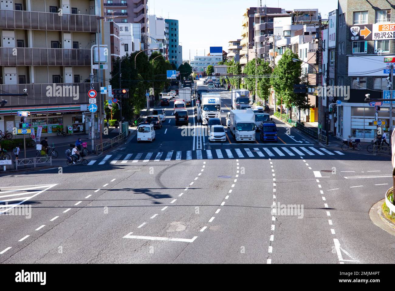 A traffic jam at the downtown street in Tokyo Stock Photo - Alamy