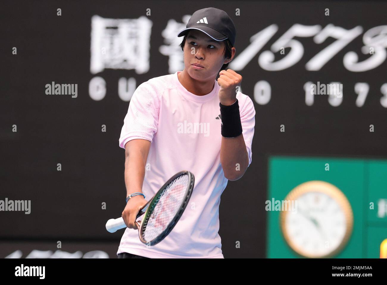 Melbourne, Australia. 28th Jan, 2023. Learner Tien of USA in action ...