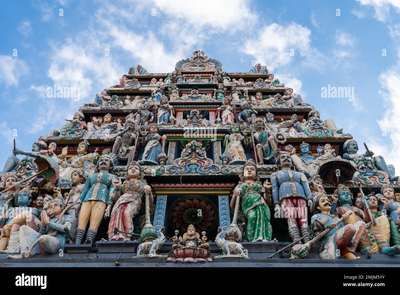 Singapore Mali Amman temple Stock Photo - Alamy