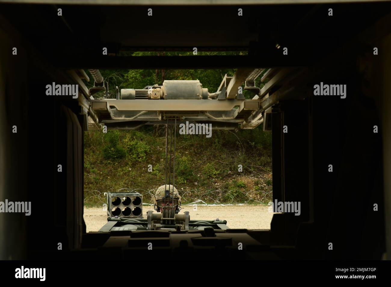 U.S. Soldiers assigned to Arctic Battery, 1st Battalion, 6th Field ...