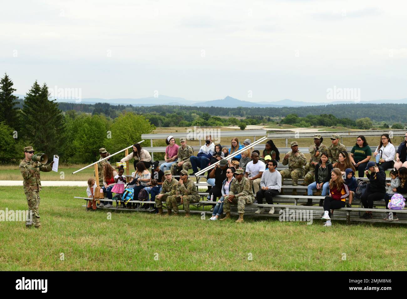 U.S. Army families of Soldiers assigned to 1st Battalion, 6th Field ...