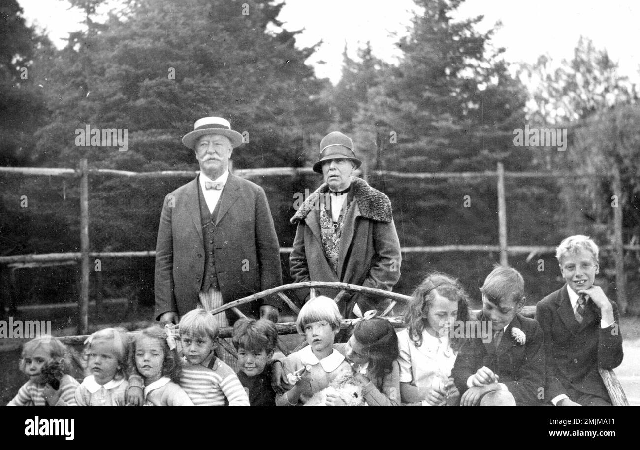 Supreme Court Chief Justice William Howard Taft and his wife Helen are ...